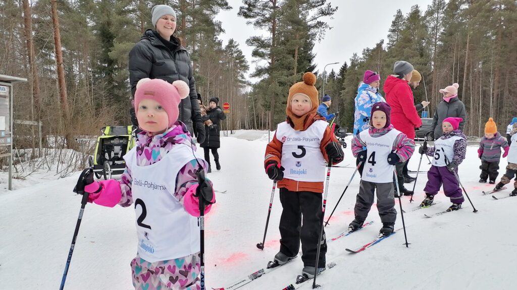 Ilmajoki-hiihto kokosi Palonkylään hiihdon ystävät - Ilmajoki-lehti
